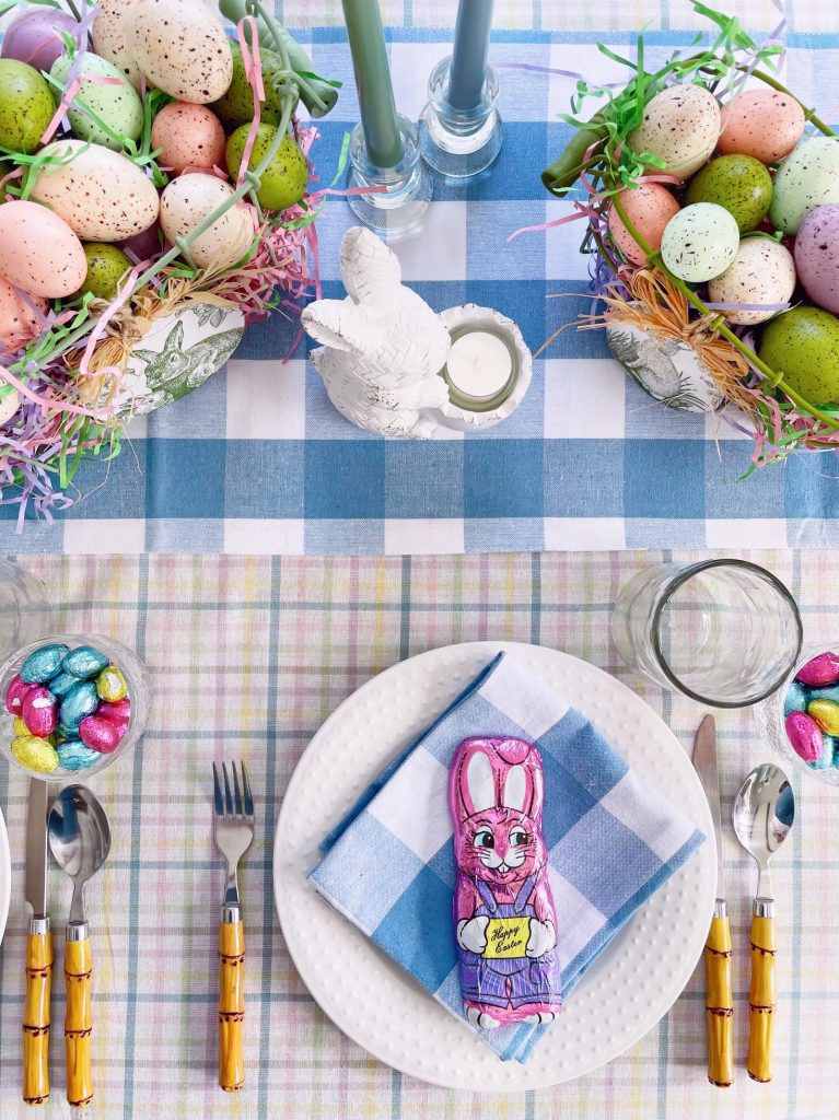 A Festive Family Friendly Easter Table Setting. - DomestikatedLife