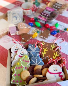 A Holiday Cookie Box Shortcut. - DomestikatedLife